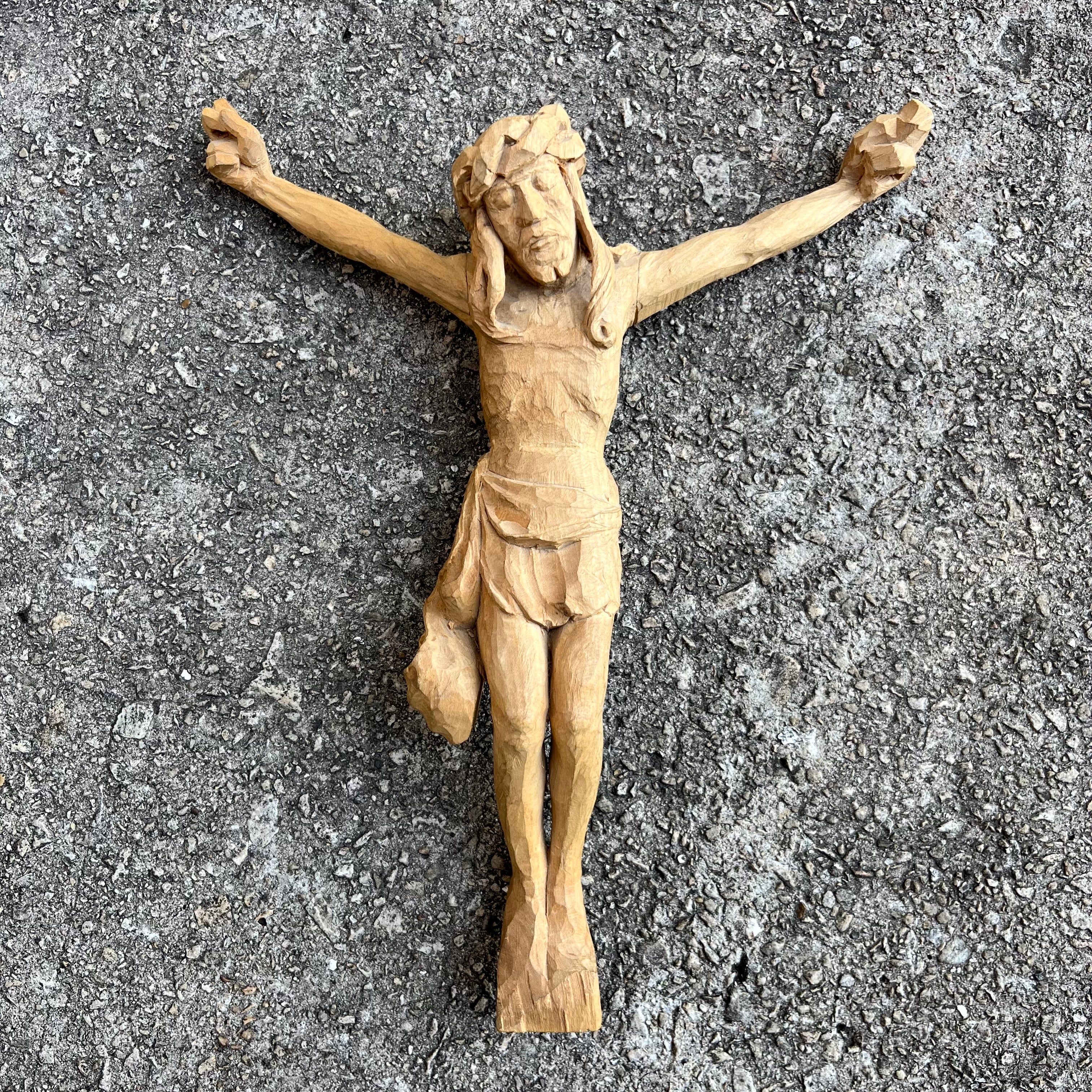 Vintage hand carved Christ. – Sad Heart Vintage