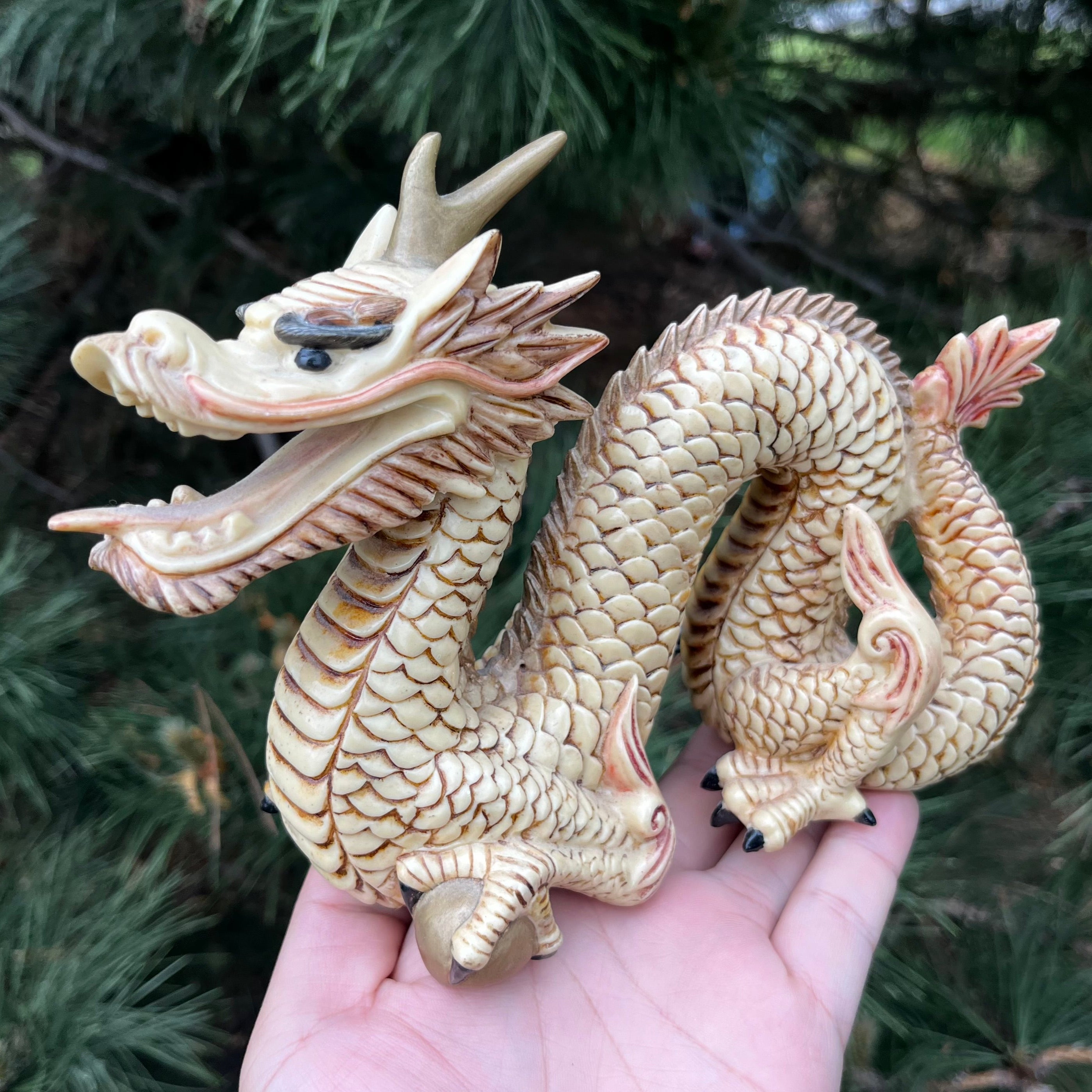 Vintage resin dragon. – Sad Heart Vintage
